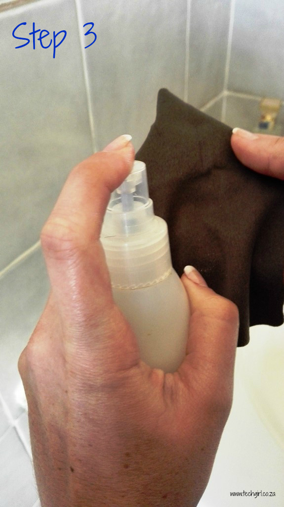 How to clean your smartphone with household products - Tech Girl