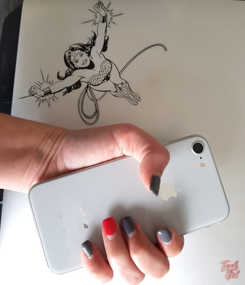 First impressions of the iPhone 8 - Tech Girl