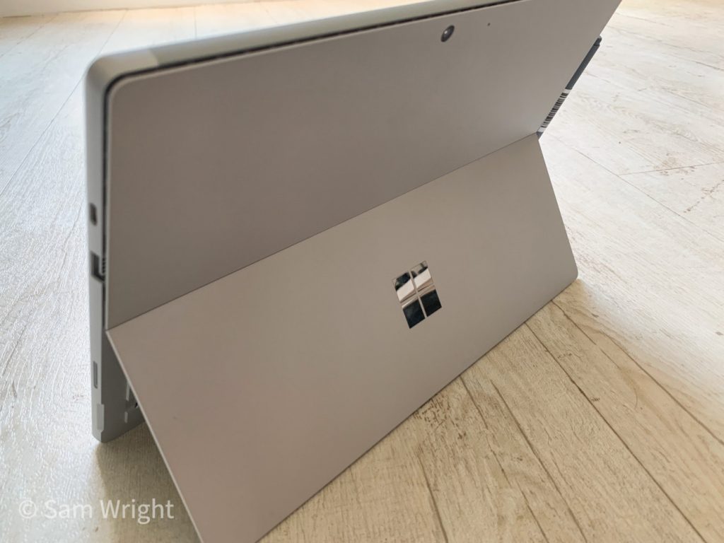 Spending a few weeks with the Surface Pro - Tech Girl
